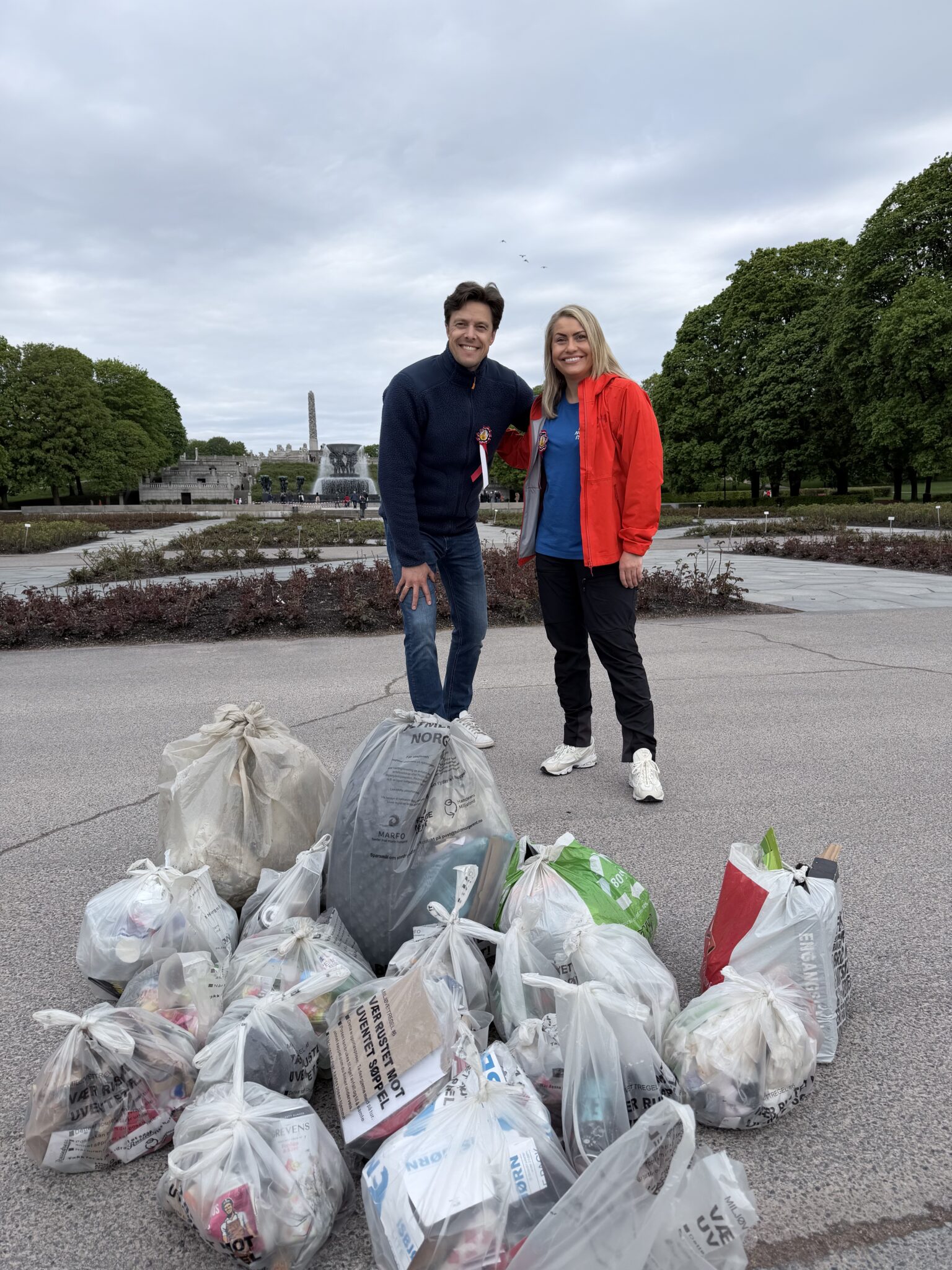Diplom-is, Hold Norge Rent og 21 næringslivaktører ryddet 1 tonn etter ...